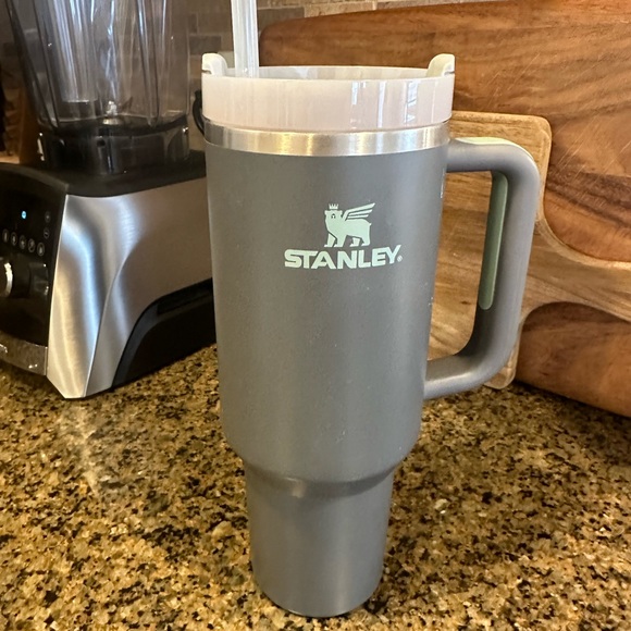 Stanley | Kitchen | Stanley 4 Oz | Poshmark